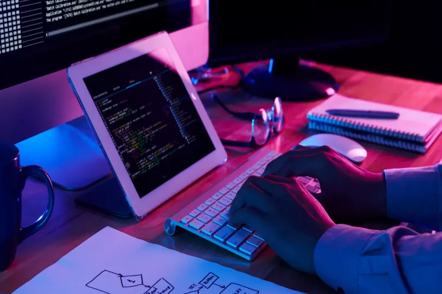 What is Maven? Uses, Features, Benefits & Case Studies