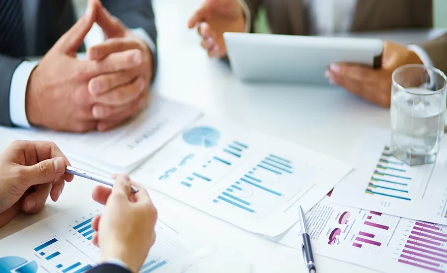 How to Write a Project Report: Components and Report types